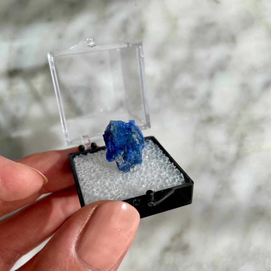 Carletonite - Mont Saint Hilaire, Quebec 2 - Minera Emporium Mineral Shop